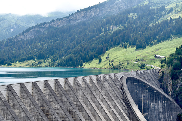 AI-driven Operational Efficiency for a Hydropower Plant | Moxa