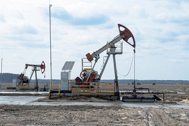 Efficient Wellhead Monitoring System With 64 Bit Arm Based Computers And Lte Capability 