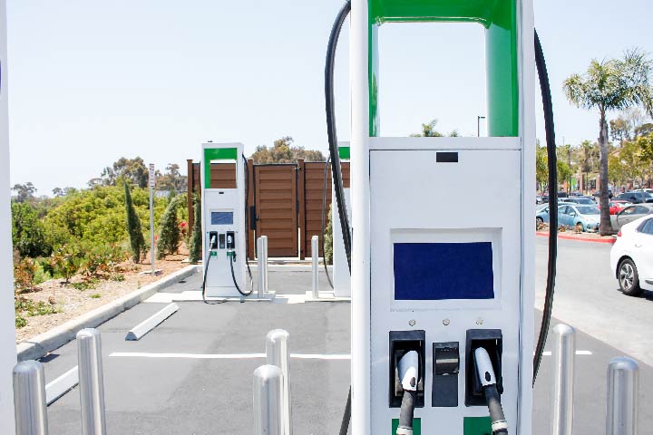 Empowering Scale Charging: EV Stations With Cabinet and Dispensers