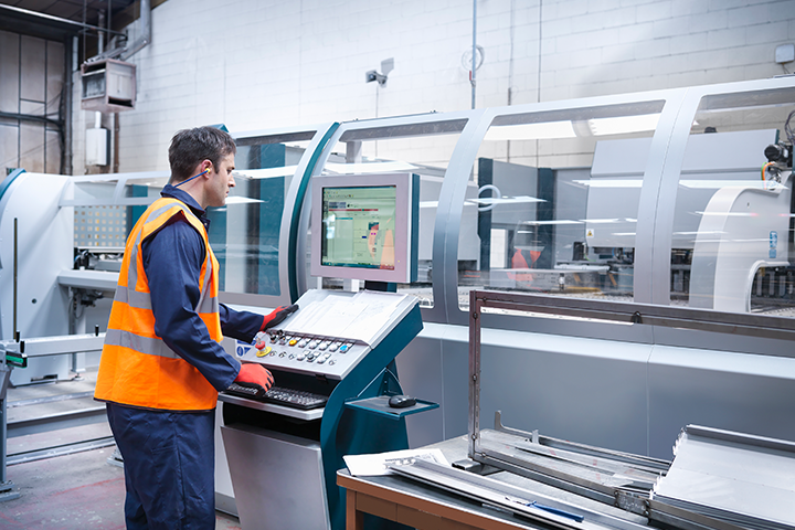 Accelerating IT/OT Convergence for Smart Manufacturing | Moxa